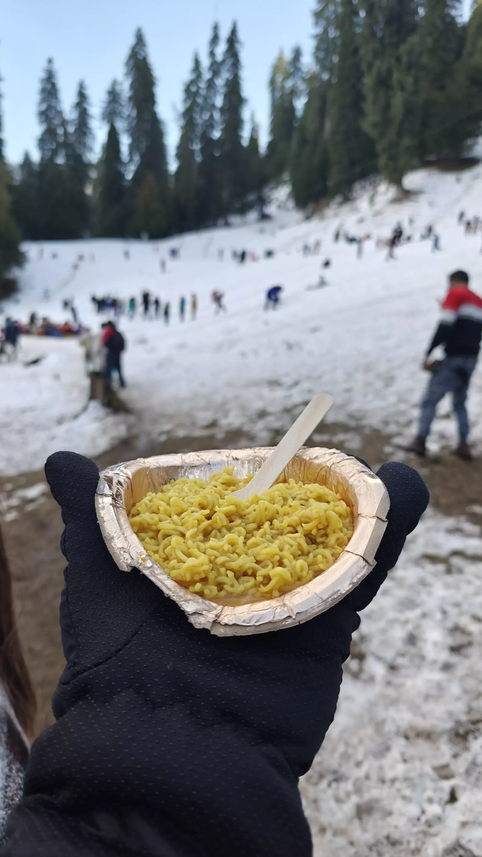 The moment, when you get to eat maggie at 8599ft. At this po