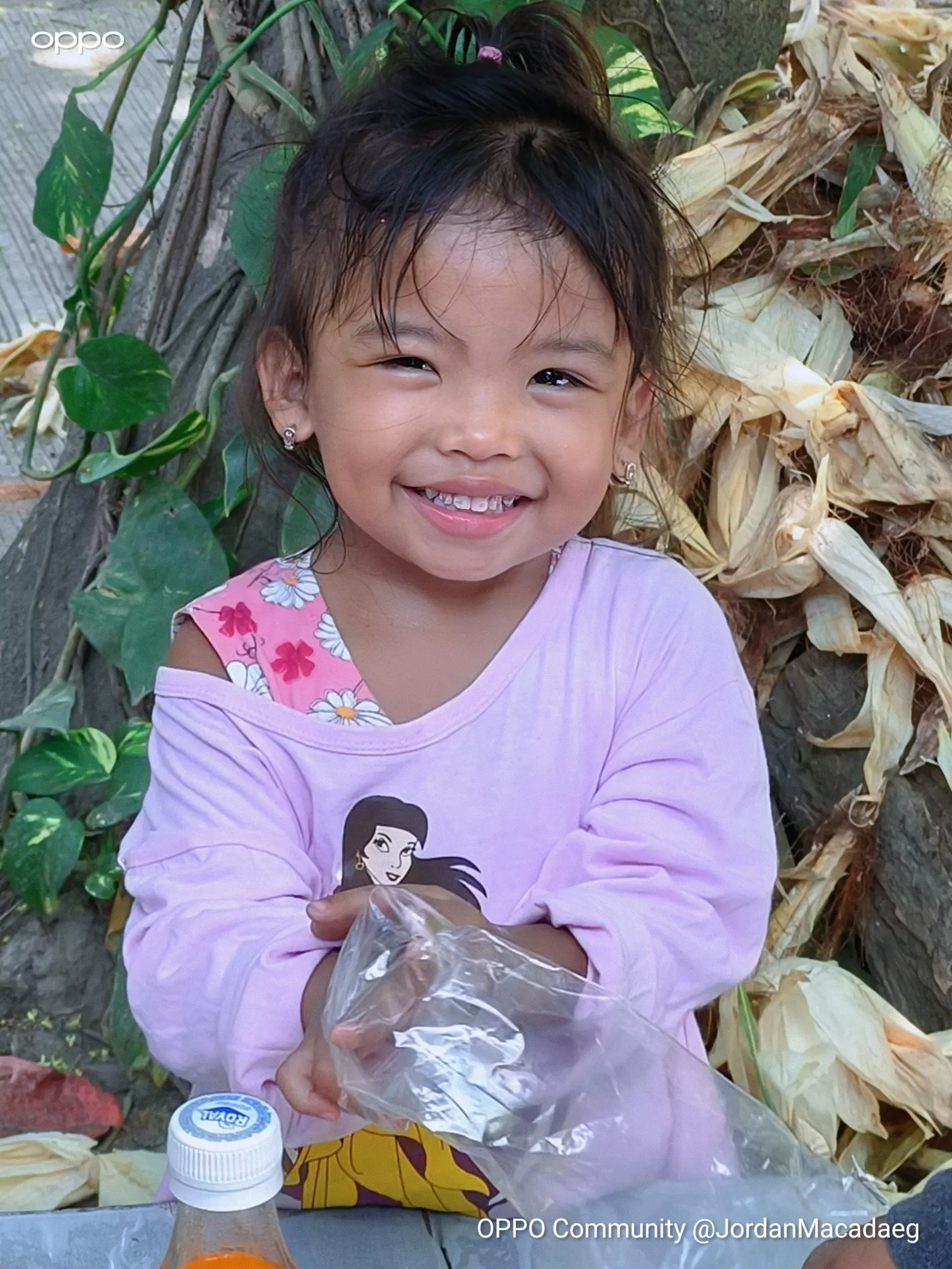 Mabuhay! Hello everyone!A child's smile has the power to mak