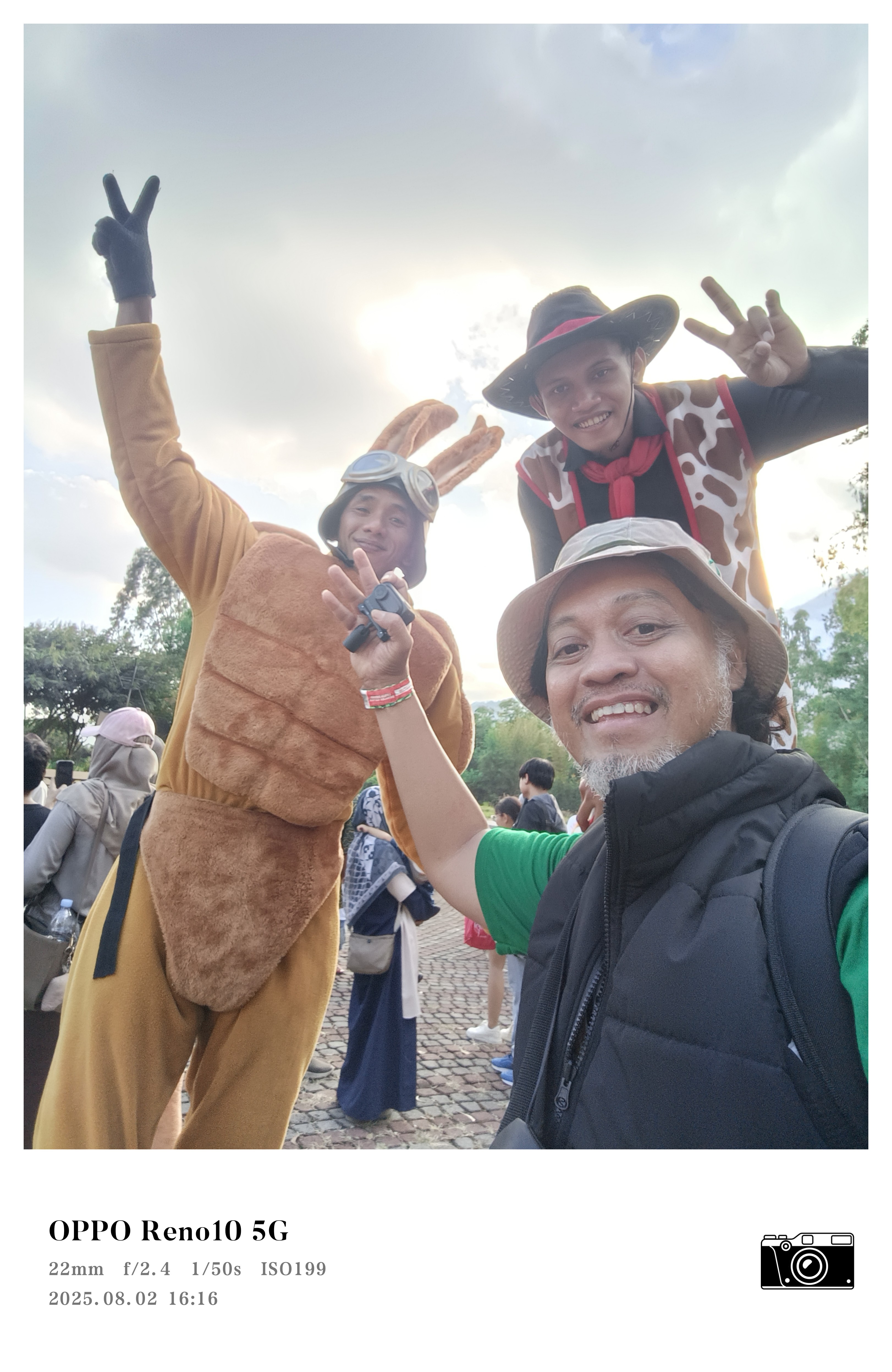 Having a great time at Taman Safari Prigen, Malang-Batu. Exp