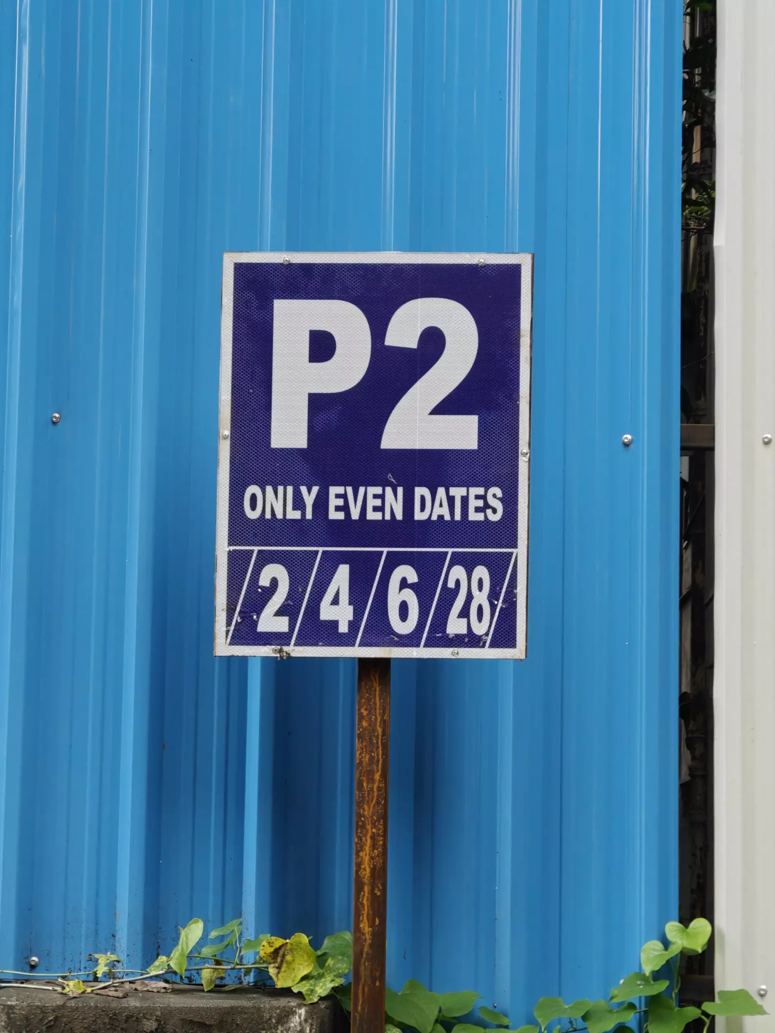 Even days onlyWho thought a Parking indicator signboard can