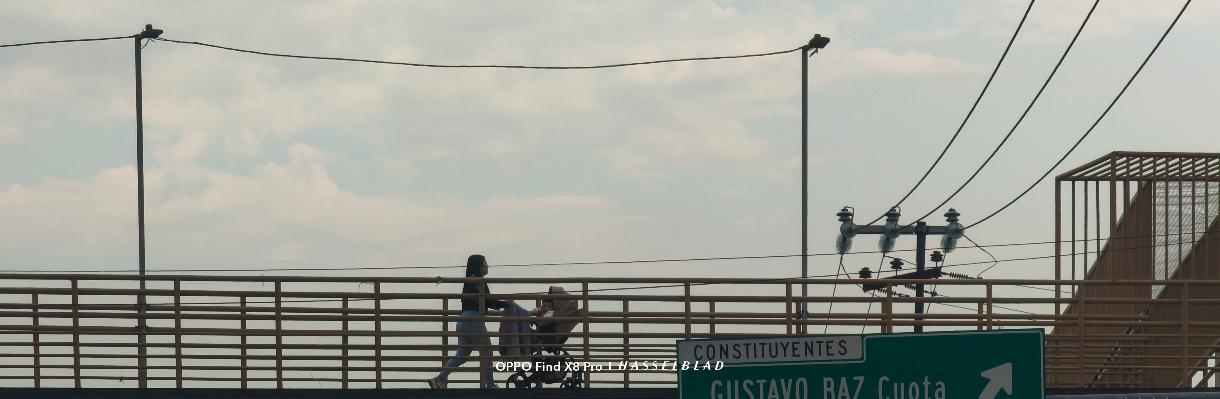 Taking photos with OPPO Find XPan I love the result 🫰🏻