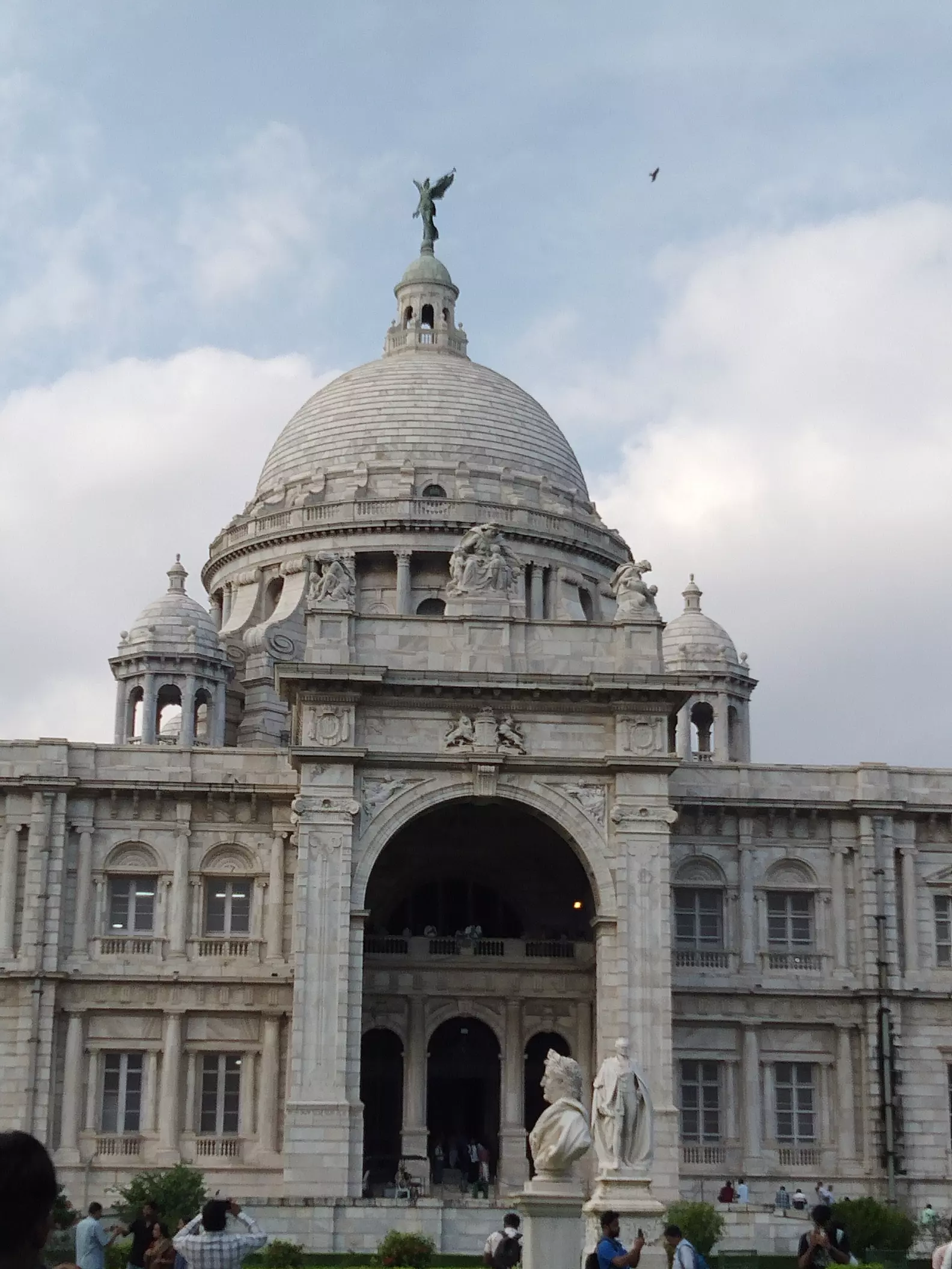 Majestic Victoria Memorial Hall Architecture View, Kolkata