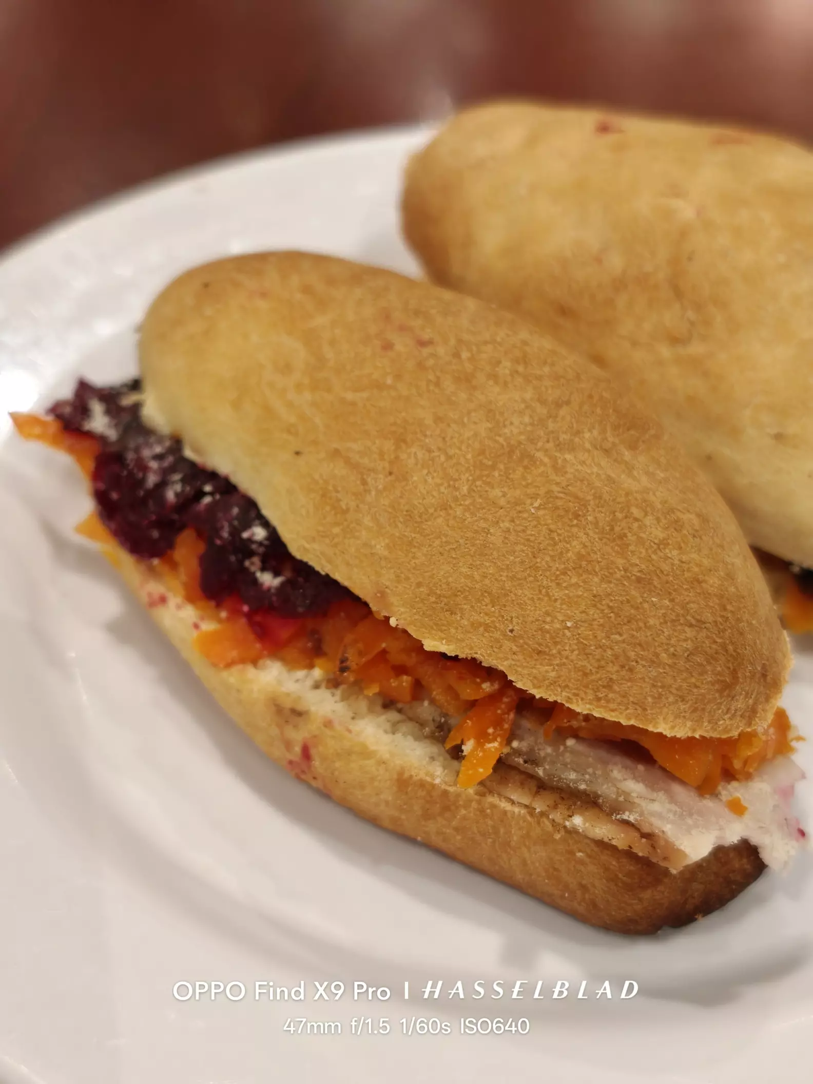 This was my delicious dinner two compound breads, bring carr