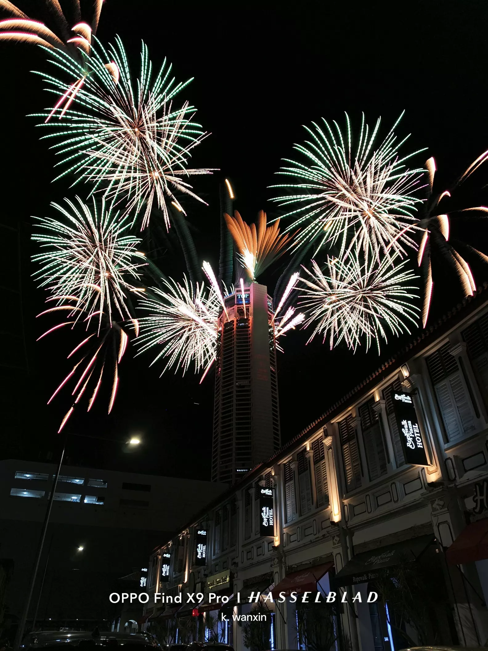 HAPPY NEW YEAR friends on OPPO Community! Sharing some firew