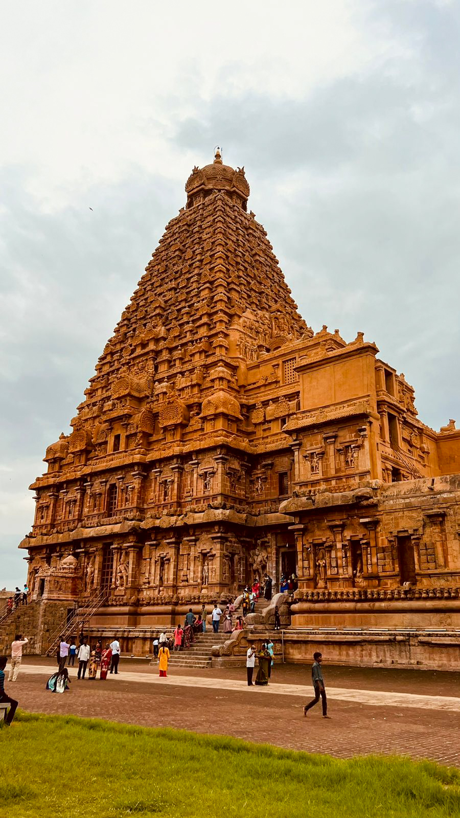 Travel Guides : Tanjavur Big Temple from Tamil Nadu,India
