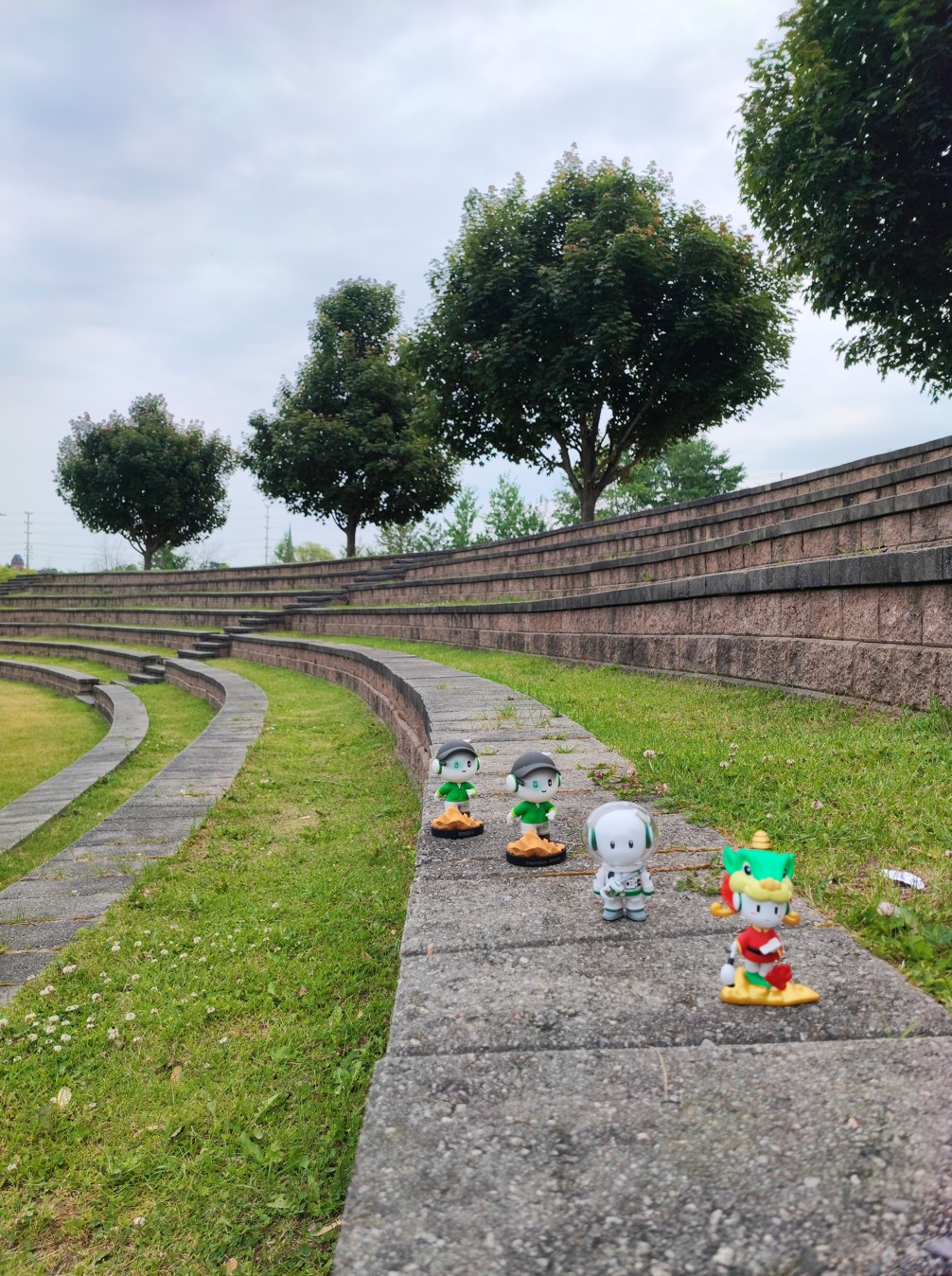 #WhereIsOllieOllie is at the Pembroke Riverwalk Amphitheatre