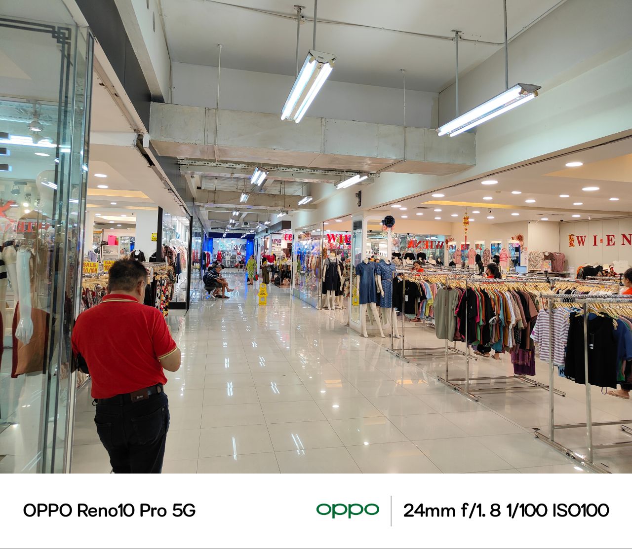 Pasar Atom Surabaya, Oldest Chinese Mall in Surabaya