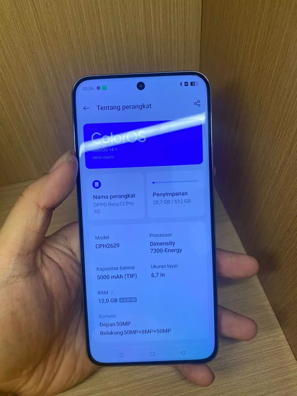 OPPO Reno12 Series 5G: Layar Infinite View untuk Pengalaman Visual Terbaik
