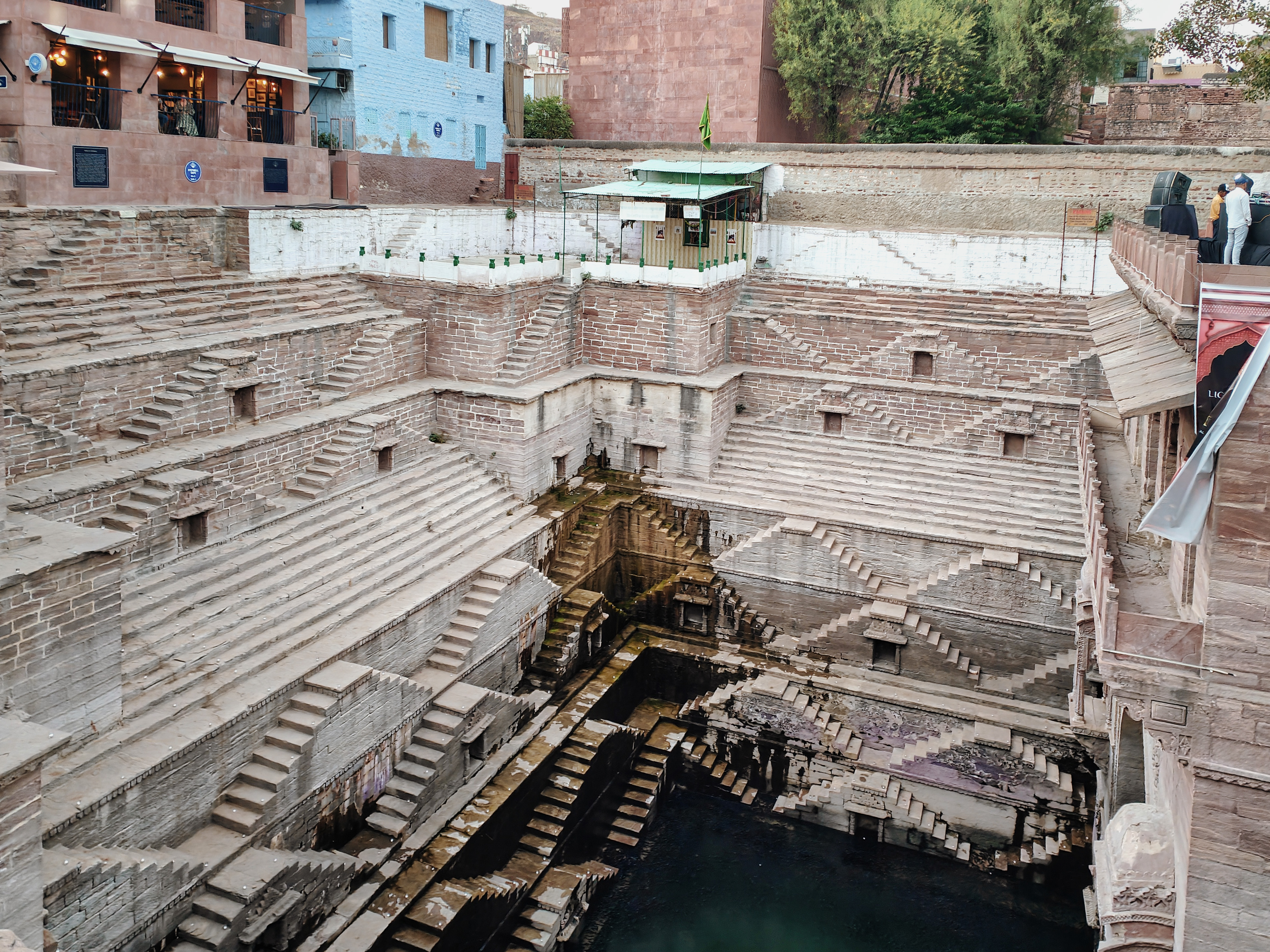 Toorji Ka Jhalra (Toorji’s Step Well)It was built in the 174