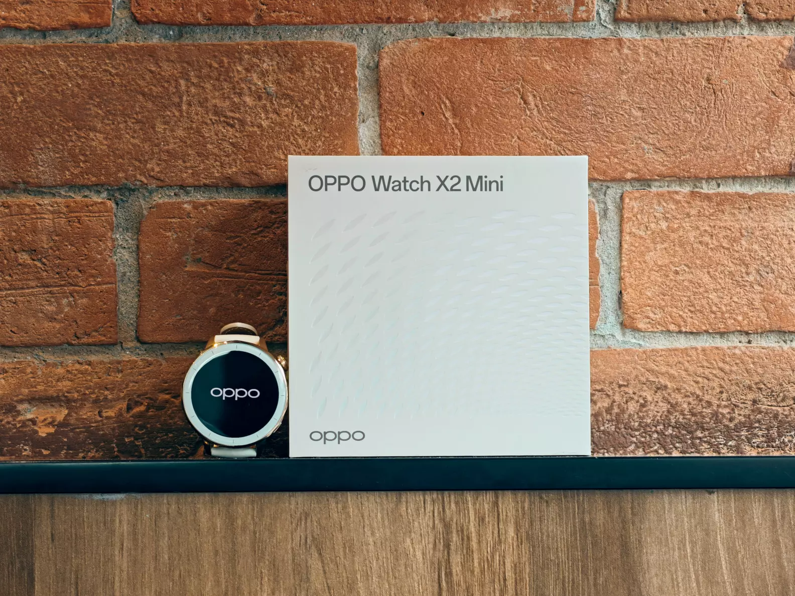 Unboxing the OPPO Watch X2 Mini