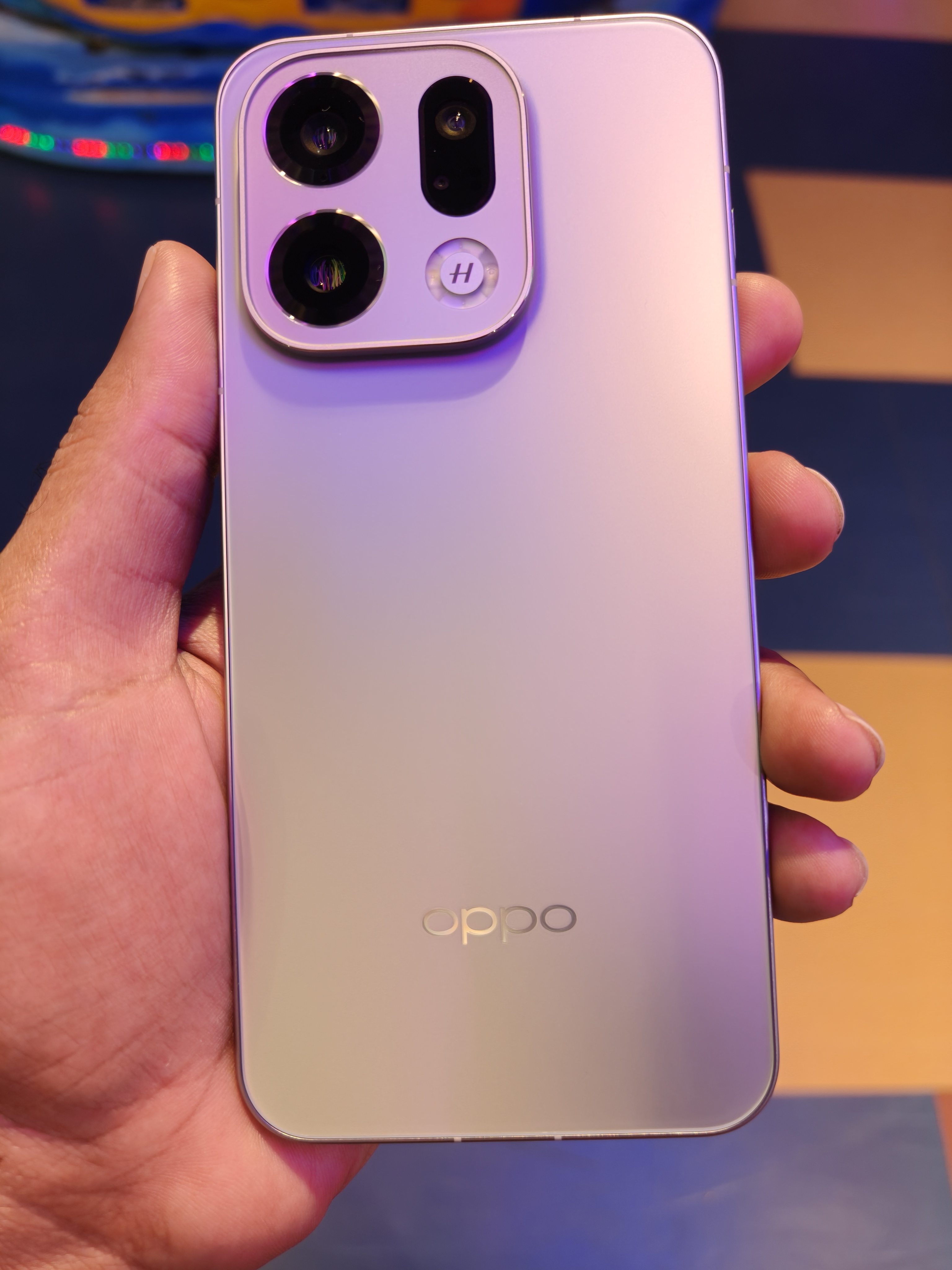 OPPO Find X9 Unboxing : Unrivaled Excellence in our pocket