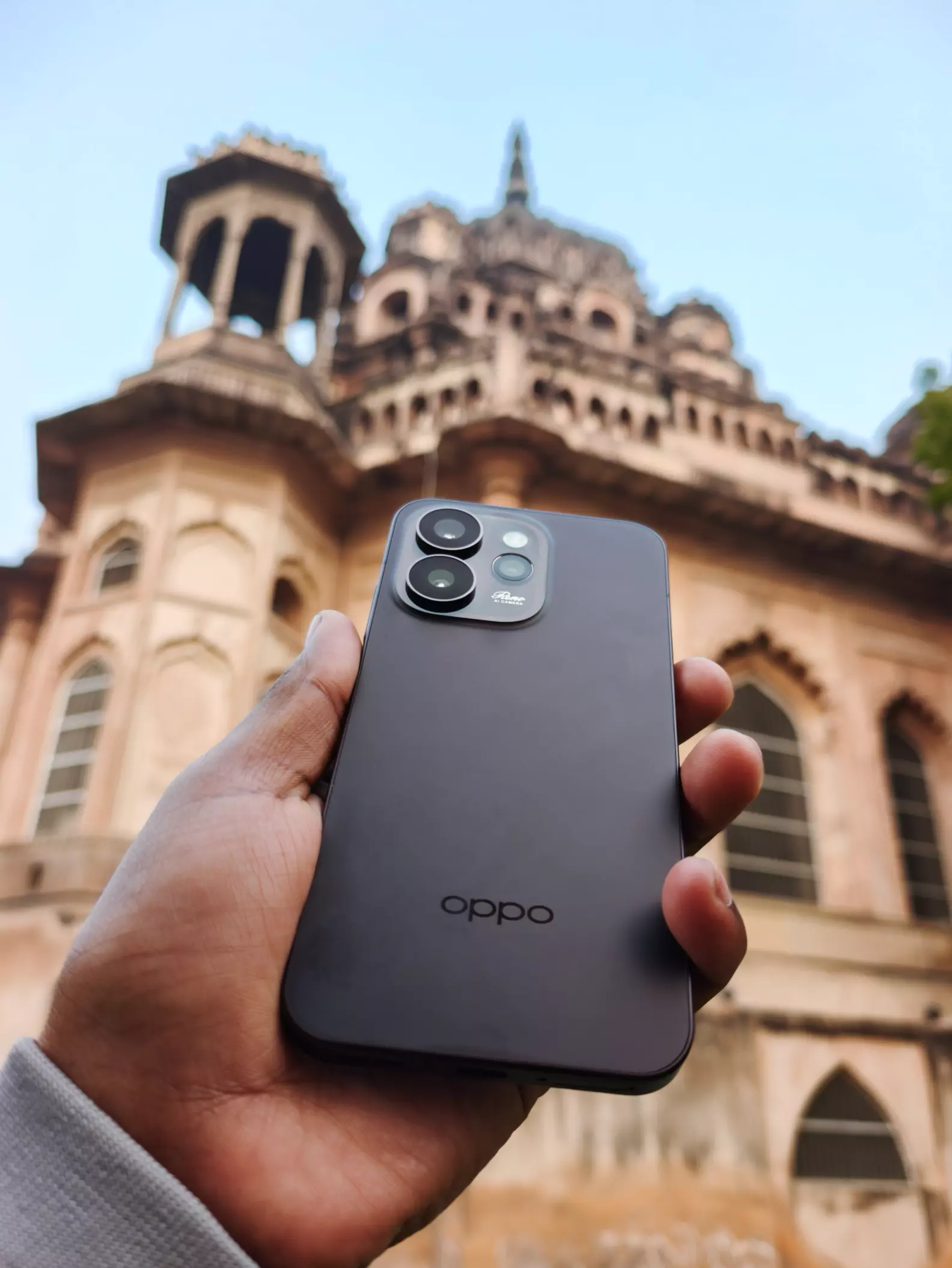 OPPO Reno 15 Pro Mini: Compact Design, Pro Camera